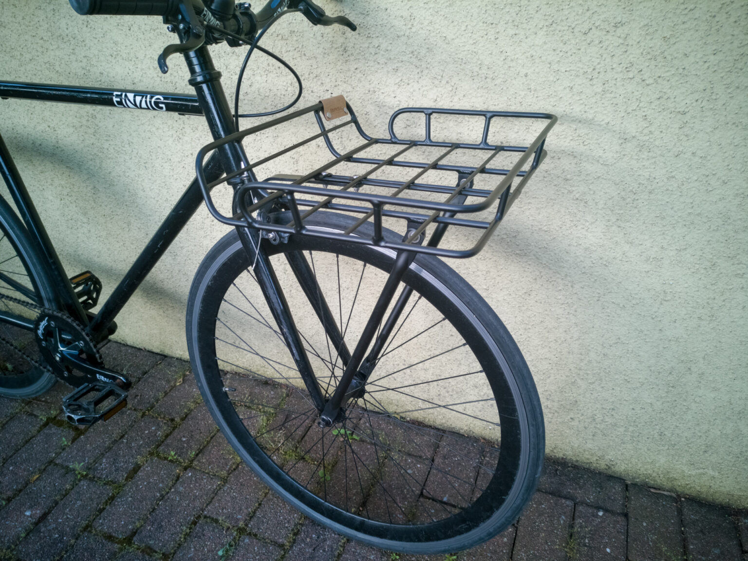 Projekt Fixie - Der Basil Portland Frontgepäckträger - meinMTB News ...